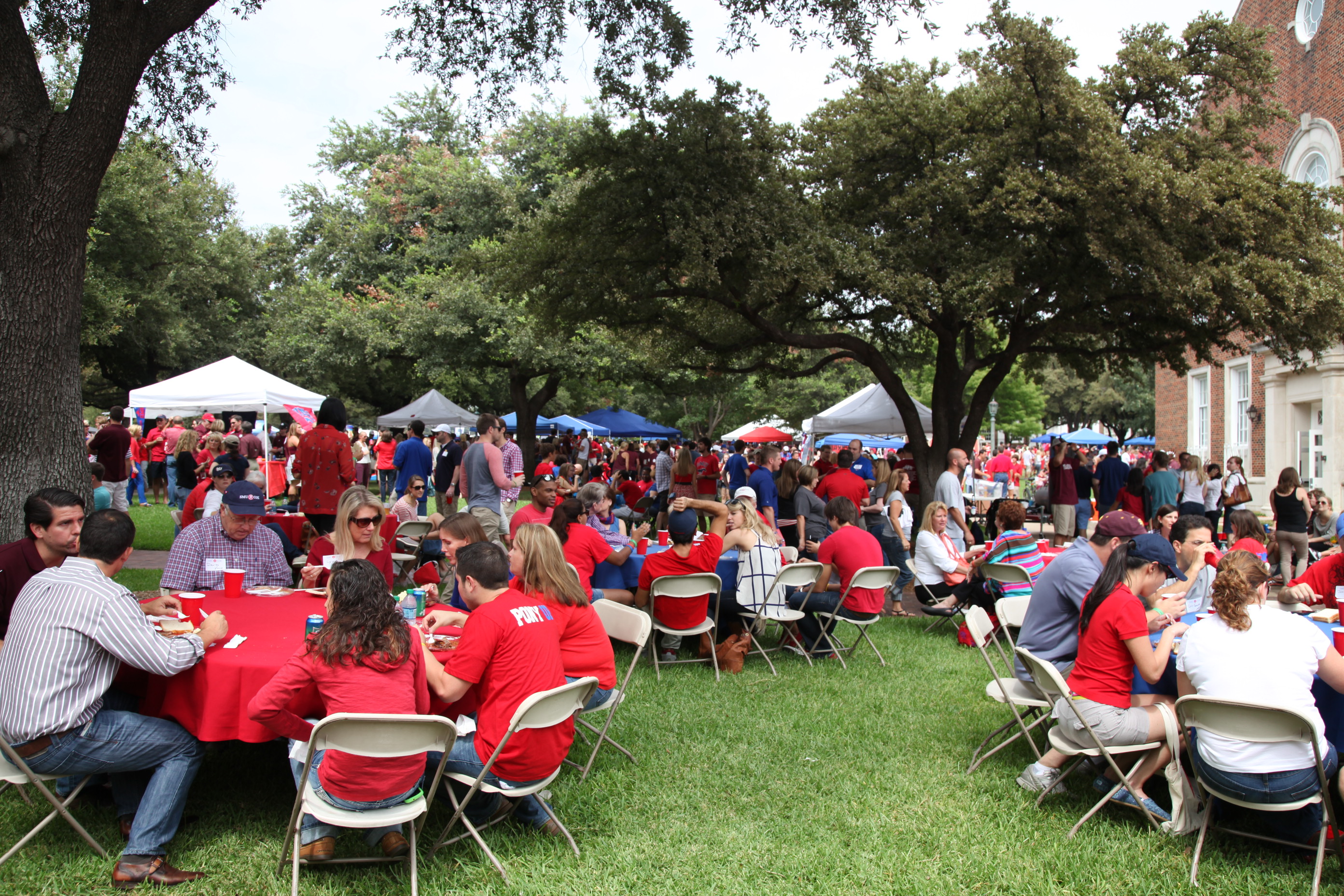Smu Tailgate